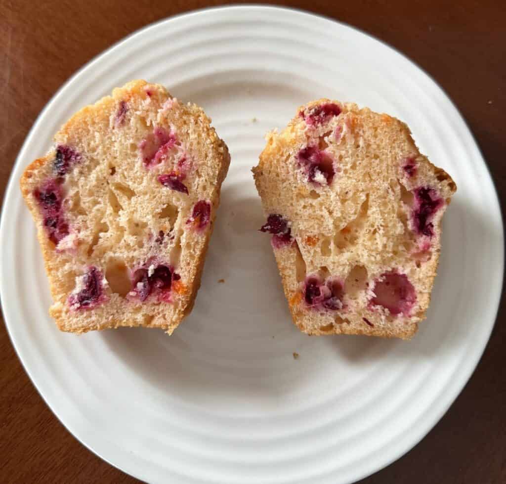Costco Kirkland Signature Muffins with Butter and Buttermilk Review ...